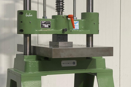 AGEO - SP 16 / 410 Press used | Mach4Metal