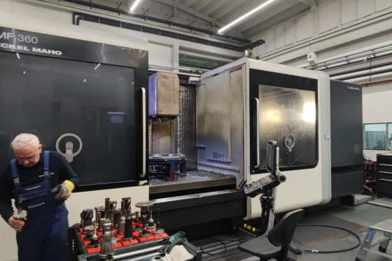 DMG MORI - DMF 360 Linear 5-axis CNC machine (VMC) used | Mach4Metal