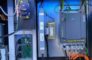 HYUNDAI - HD 2200 CNC lathe used | Mach4Metal