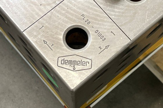 DEMMELER - PL 28 3D welding table used | Mach4Metal