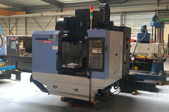DOOSAN - DNM 400 A CNC lathe used | Mach4Metal