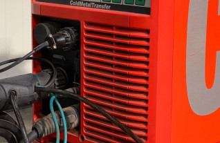 FRONIUS - TransPulse Synergic 2700 Welding machine used | Mach4Metal