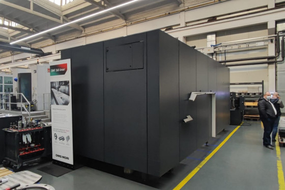 DMG MORI - DMF 360 Linear 5-axis CNC machine (VMC) used | Mach4Metal