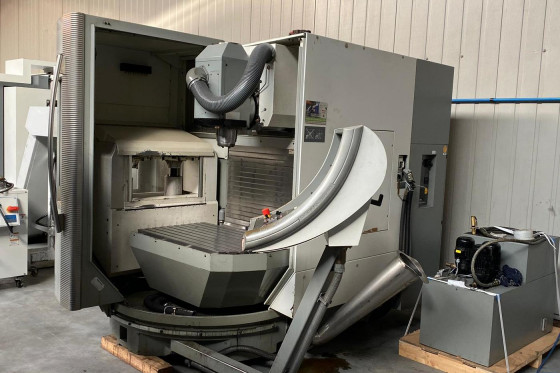 DMG MORI - DMU 60 T 3-axis CNC machine (VMC) used | Mach4Metal
