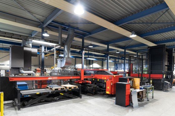 AMADA - Vipros 2510 KING Nibbling machine used | Mach4Metal