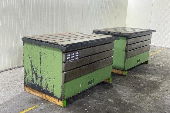 CORREA - Box Table Box table used | Mach4Metal