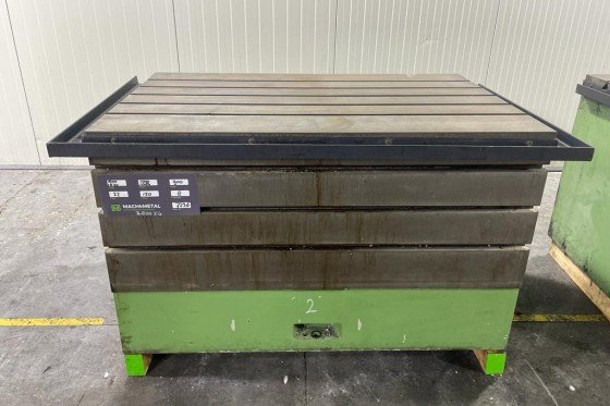 CORREA - Box Table Box table used | Mach4Metal