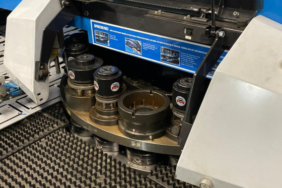 FINN POWER - C5 Compact Express Nibbling machine used | Mach4Metal