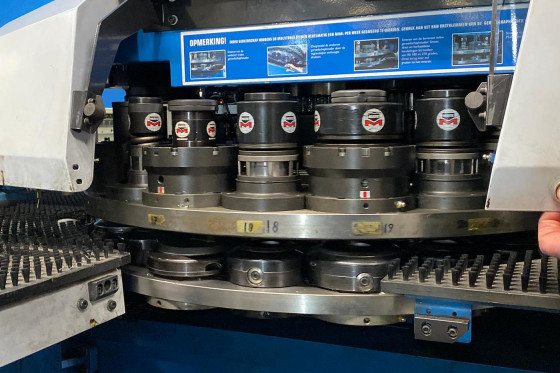 FINN POWER - C5 Compact Express Nibbling machine used | Mach4Metal