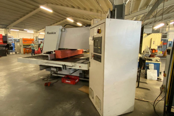 RASKIN - RT 210 / 12 Nibbling machine used | Mach4Metal