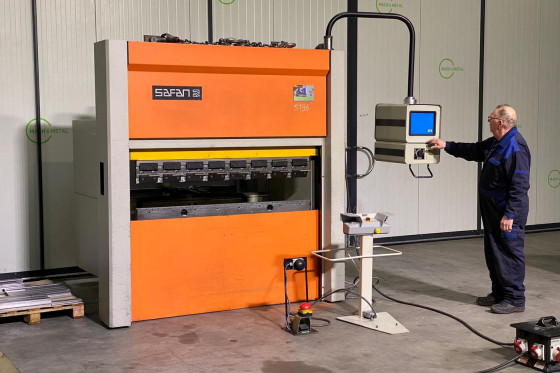 SAFAN - SMK 1600 - 32 Pressbrake used | Mach4Metal