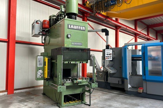 Lauffer - RPT 250 Hydraulic press used | Mach4Metal