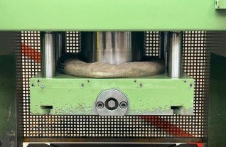 Lauffer - RPT 100 Hydraulic press used | Mach4Metal