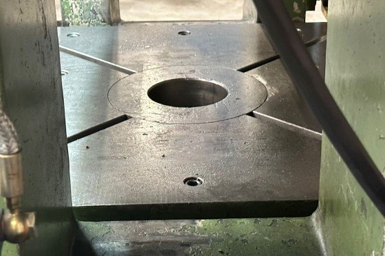 Lauffer - RPT 100 Hydraulic press used | Mach4Metal