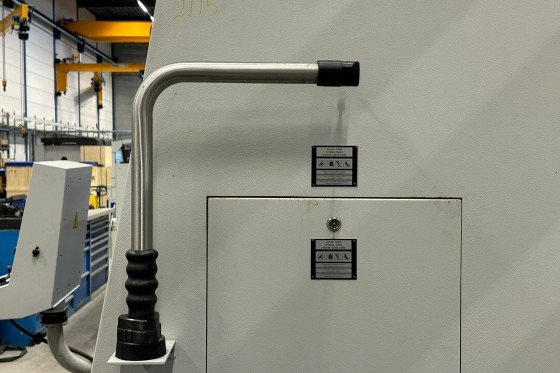 SPINNER - TC 800 MC CNC Lathe with c-axis used | Mach4Metal