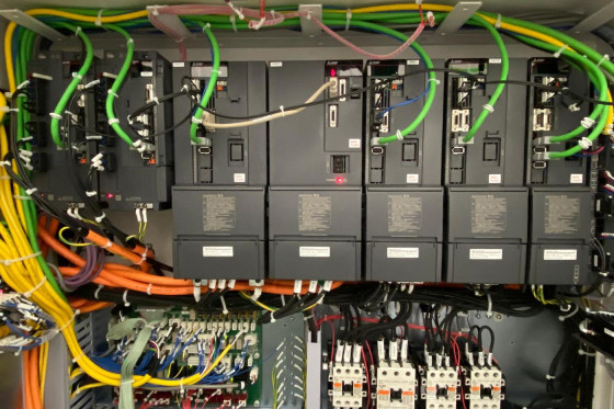 MAZAK - Quick Turn 300 MS CNC Lathe with c-axis used | Mach4Metal