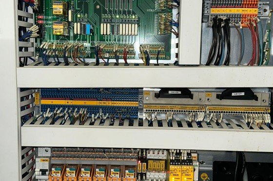 DOOSAN - LYNX 2100 LB CNC lathe used | Mach4Metal