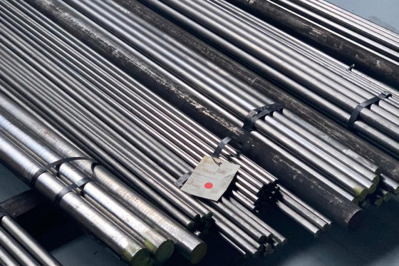 Steel shaft / bar ca 1900 Kg Ø 14 / 15 / 16 / 20 / 22 / 25 / 32 / 36 mm ...