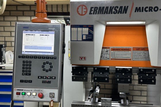 ERMAK - MICRO-BEND 1000/40 Pressbrake used | Mach4Metal