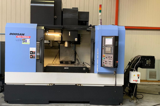DOOSAN - MYNX 5400 / 50 3-axis CNC machine (VMC) used | Mach4Metal