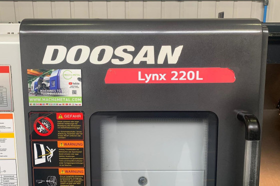 DOOSAN - LYNX 220 LC CNC Lathe with c-axis used | Mach4Metal