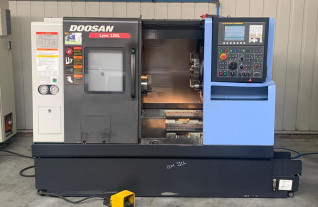 DOOSAN - LYNX 220 LC CNC Lathe with c-axis used | Mach4Metal