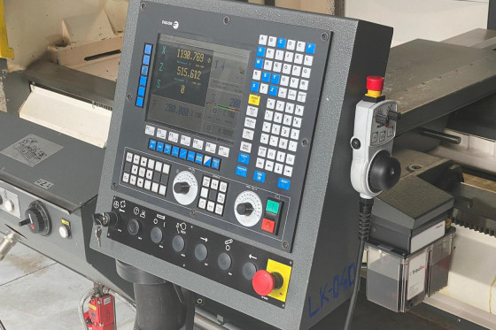 TOS - SUA 125 NUMERIC Centre lathe used | Mach4Metal