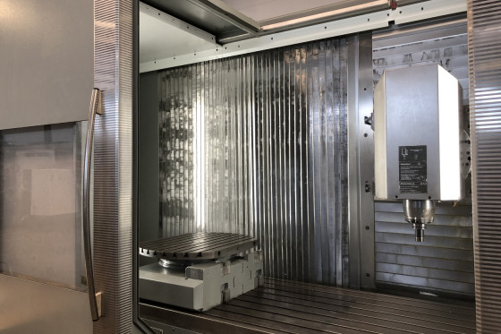 DMG MORI - DMF 250 linear 5-axis CNC machine (VMC) used | Mach4Metal