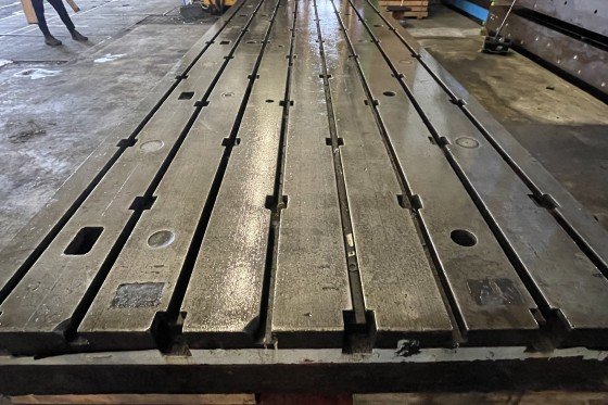 STOLLE - TDV 7/2.4 T slotted bed plate used | Mach4Metal