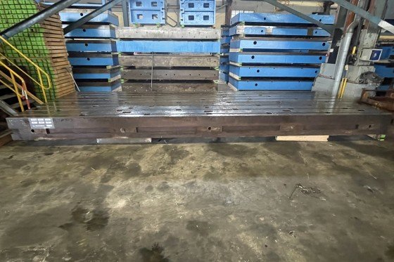STOLLE - TDV 7/2.4 T slotted bed plate used | Mach4Metal