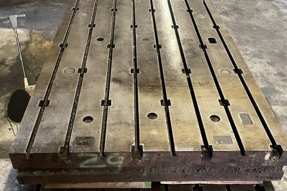 STOLLE - TDV 7/2.4 T slotted bed plate used | Mach4Metal