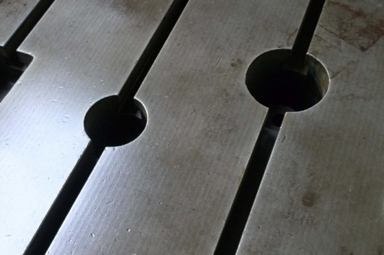 ASQUITH - CAST IRON T slotted bed plate used | Mach4Metal