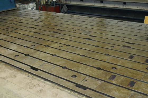 SKODA T slotted bed plate used | Mach4Metal