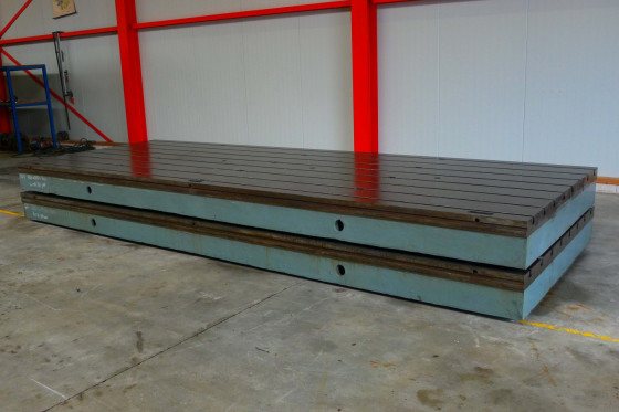 CAST IRON T slotted bed plate used | Mach4Metal
