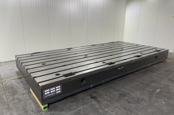 STOLLE - DFT T slotted bed plate used | Mach4Metal
