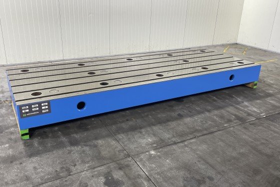 STOLLE - Cast Iron T slotted bed plate used | Mach4Metal