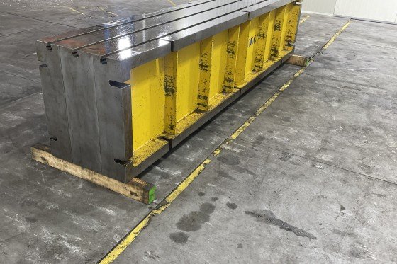 STOLLE - 4Cast Iron Box table used | Mach4Metal