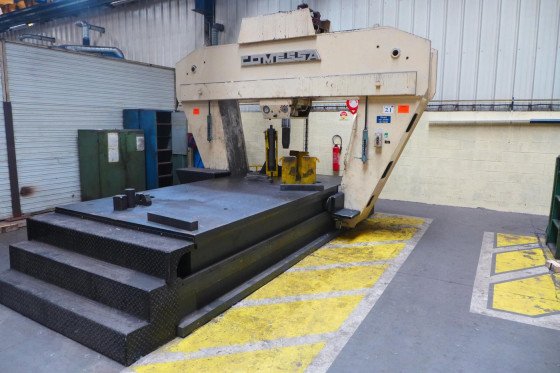 COMESSA - PR 220 Hydraulic press used | Mach4Metal