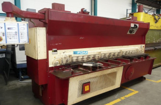 XTSL Guillotine used | Mach4Metal