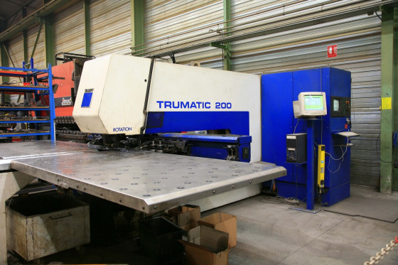 TRUMATIC 200 R Nibbling machine used | Mach4Metal