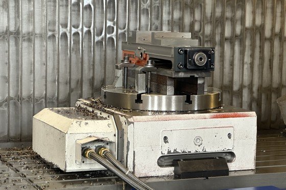 MAZAK - VTC 800/30SR 5-axis CNC machine (VMC) used | Mach4Metal