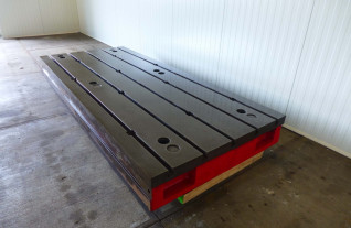 STOLLE - DFT T slotted bed plate used | Mach4Metal