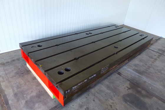 STOLLE - DFT T slotted bed plate used | Mach4Metal