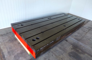 STOLLE - DFT T slotted bed plate used | Mach4Metal