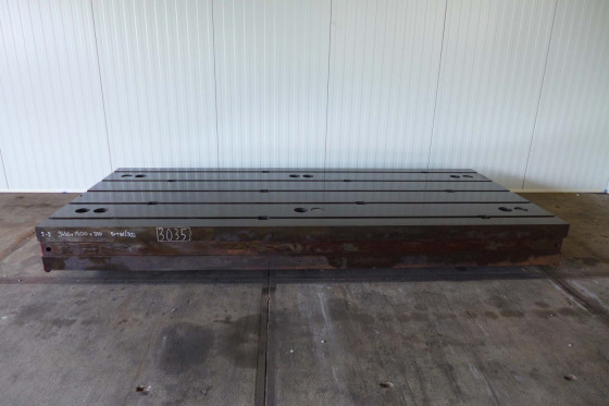 STOLLE - DFT T slotted bed plate used | Mach4Metal