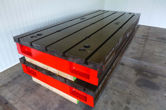 STOLLE - DFT T slotted bed plate used | Mach4Metal