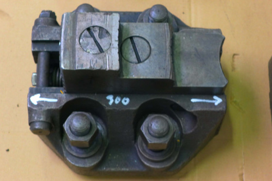 4 x Schiess Jaws for VTL 300 x 220 mm Metal cutting Tooling used ...