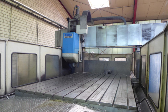 DMC 3000 Portal milling machine used | Mach4Metal