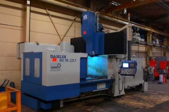 DAHLIH DCM - FANUC oiMD 3-axis CNC machine (VMC) used | Mach4Metal
