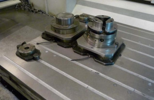 DAHLIH DCM - FANUC oiMD 3-axis CNC machine (VMC) used | Mach4Metal
